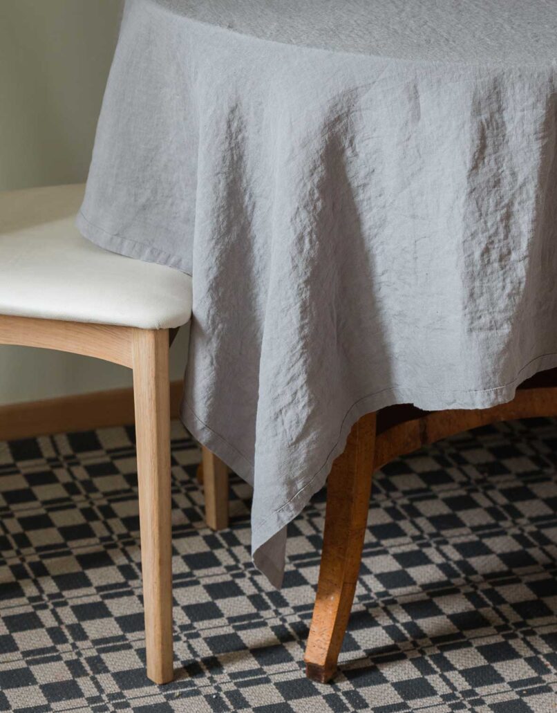 Linen Tablecloths │ Elegant Natural Colours │ LINOROOM