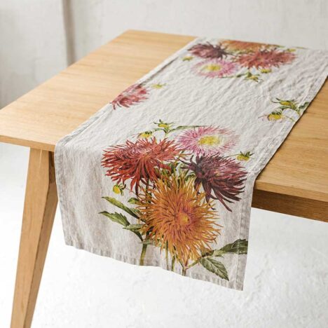 Country Flowers Linen Table Runner | LINOROOM 100% LINEN TEXTILES