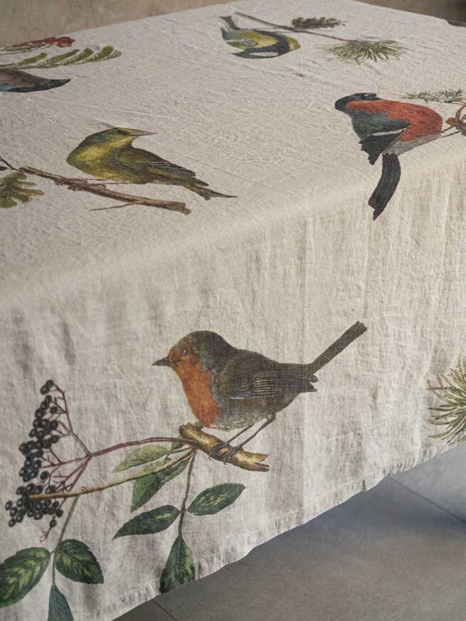 Garden Birds Linen Tablecloth - 170x250 cm / 67x98 inches │ Linoroom